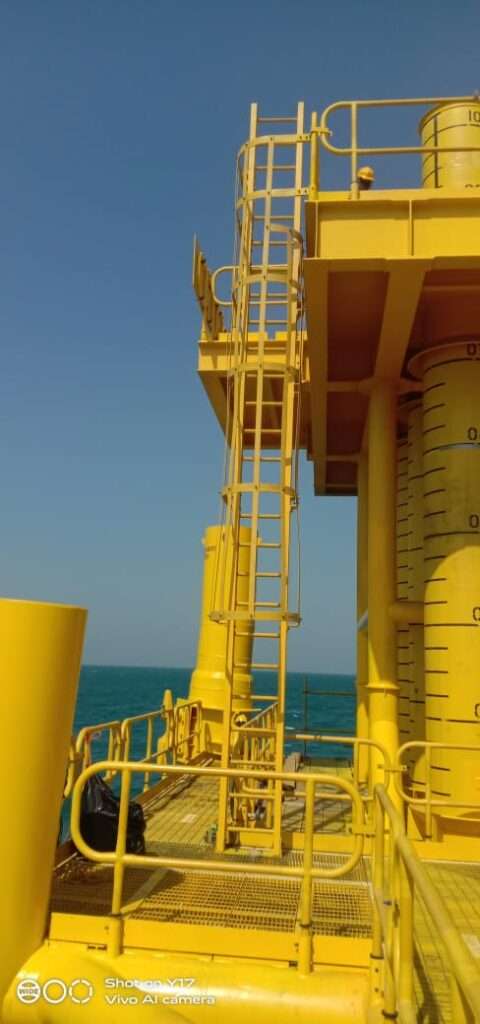 GFRP WAVEZONE CAGED LADDER – Al Mustaqbal